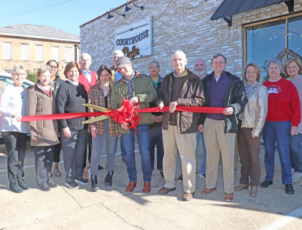 Courthouse Cafe Reopens With New Owner – The North Mississippi Herald
